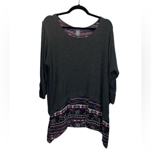 Kate & Mallory | Tops | Kate Mallory Double Layeredtop Aztecs Design ...